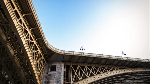How to Use Gantry Rail Dual Welding for Bridge Girder Projects - EVST